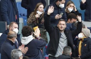 Totti: "Messi 0 Palloni d'Oro con Pivotto?". Chi è Matteo Pivotto ...